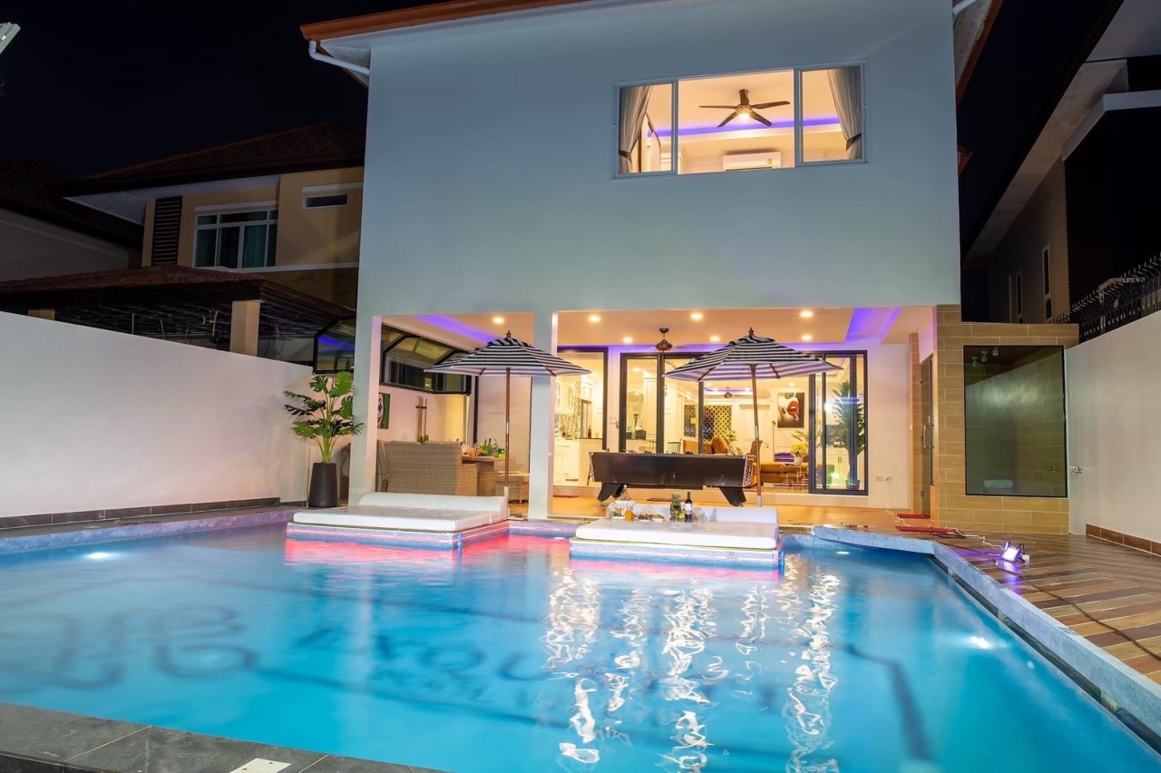 Exquisite Pool Villas บ้านพัก พัทยา พูลวิลล่า ราคาถูก | Pattaya ...